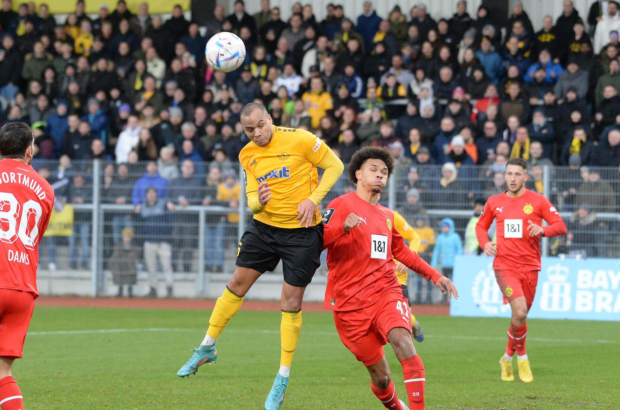 Fußball: In der 3. Liga kommt es am Samstag zum Kellerduell zwischen ...