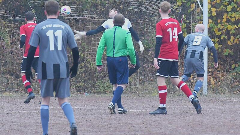 Spannender Kampf: FC WMP Lauertal vs. FSV Hohenroth