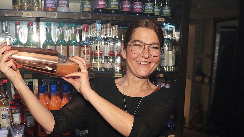 An der Kronacher Kneipensafari bleiben kaum Wünsche offen: Ex und hop ...