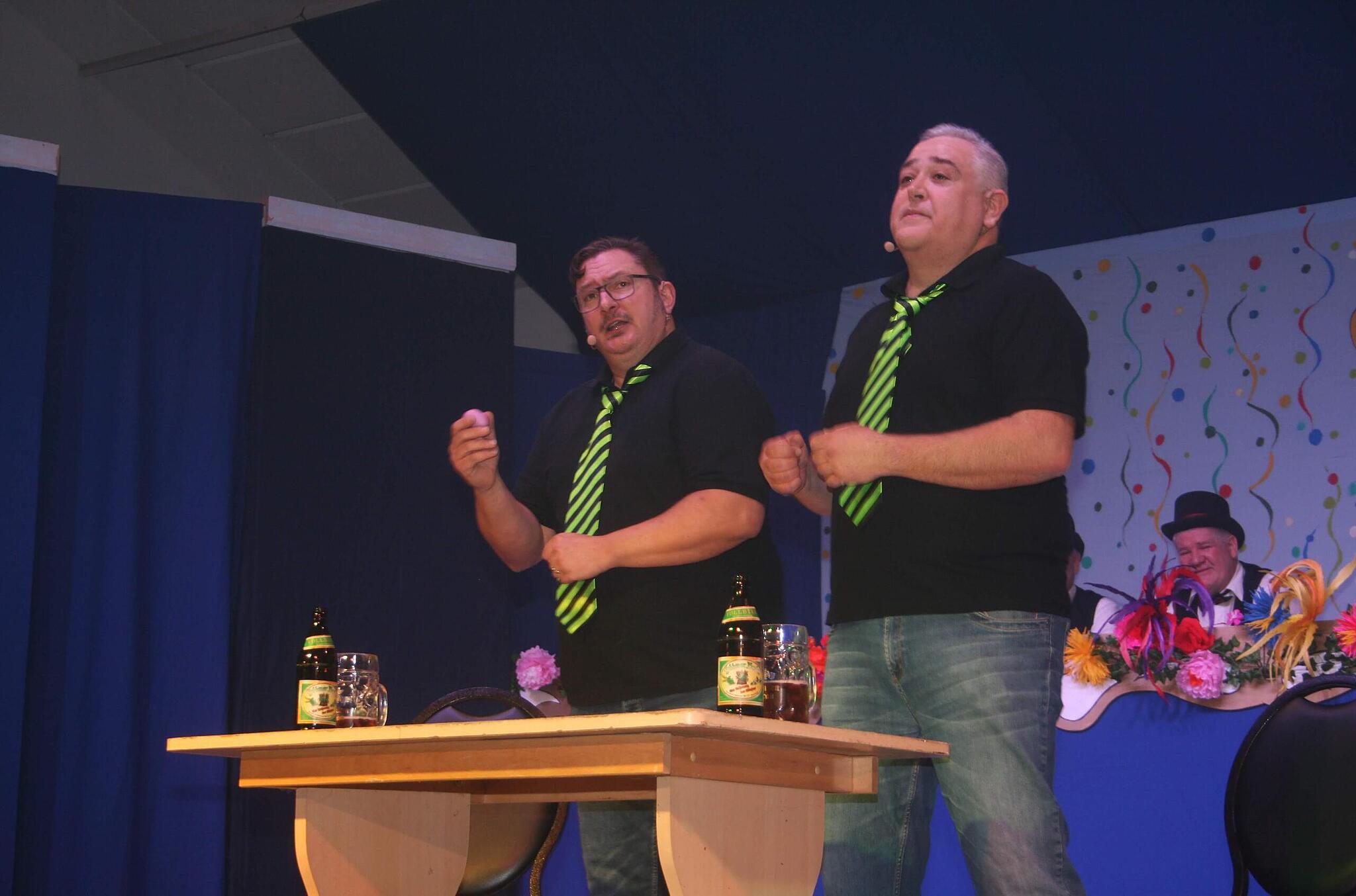 Kurzweilige Prunksitzung der Faschingsvereinigung Meeder im Landkreis ...