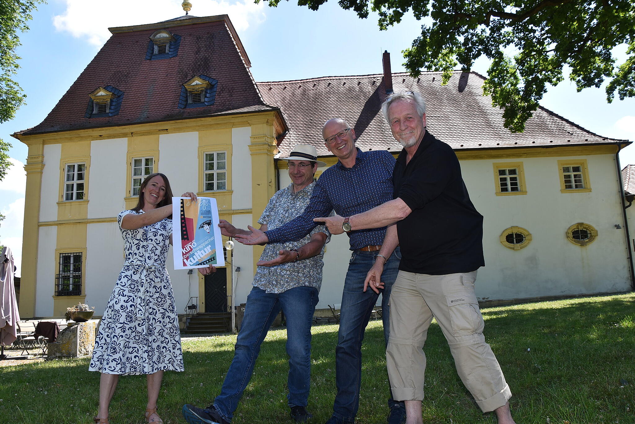 Kultursommer: Kino, Kabarett und Musik im Schloss Oberschwappach