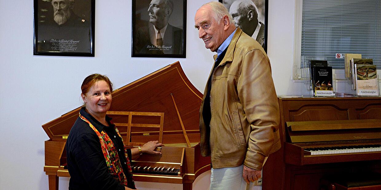 Cembalo-Bauer Wolf Dieter Neupert und Pianistin Natalia Solotych aus ...
