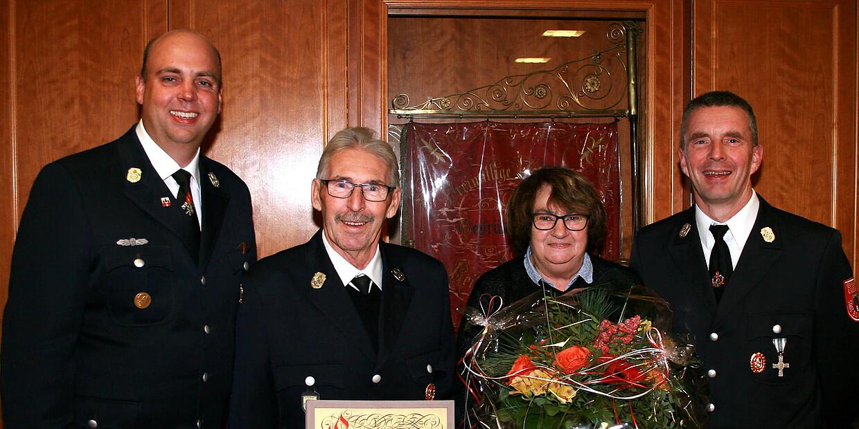 Die Feuerwehr Reiterswiesen hat langjährige Mitglieder ausgezeichnet.