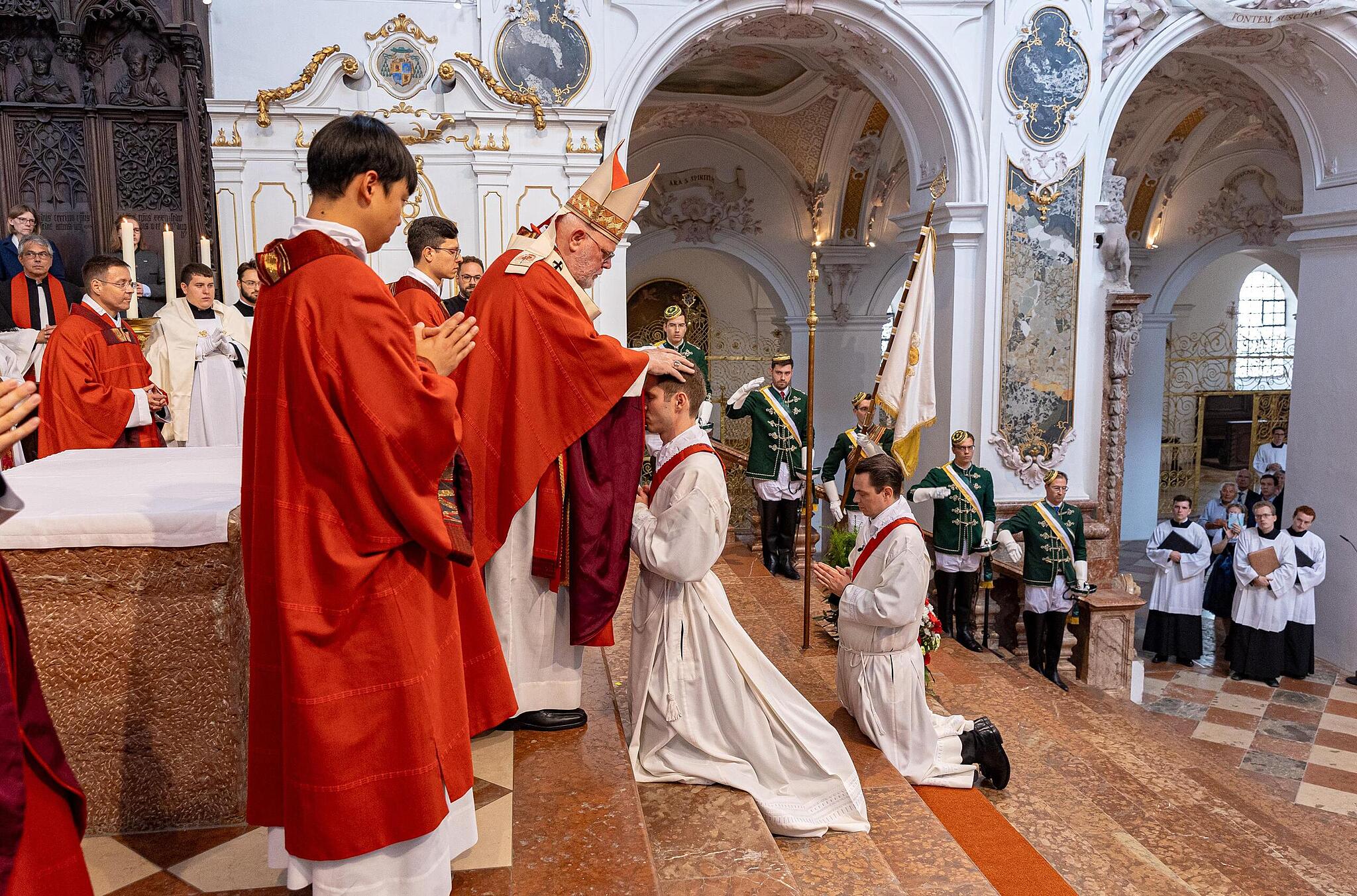 Priesterweihe von Christian Ulbrich aus Höchstadt im Freisinger Dom