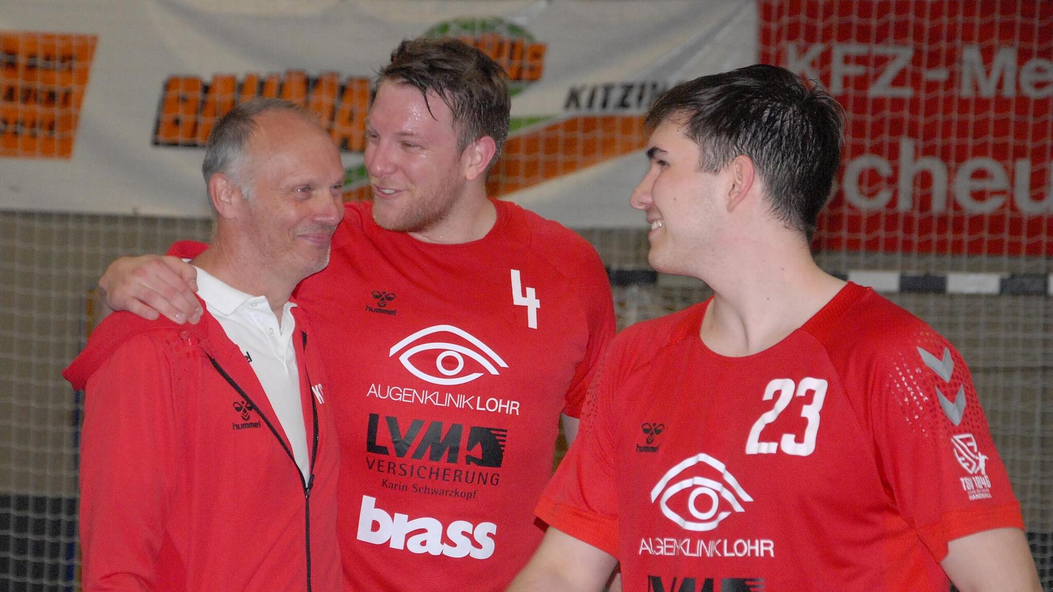 Die Lohrer Handball-Reserve gewinnt zwar bei der HSG Mainfranken, steht ...