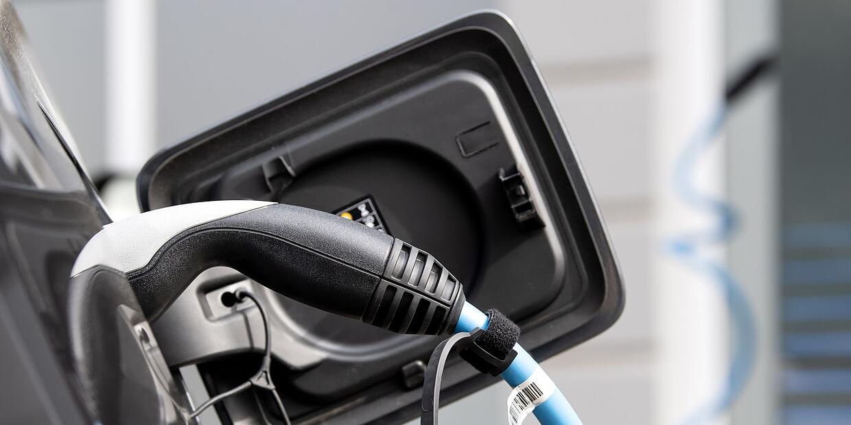 Ladeleistung und Schutz: 12 Wallboxen im Test