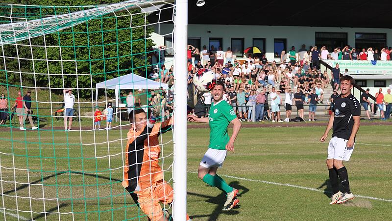 Fußball: TSC Pottenstein vergibt Meister-Matchball, SV Moggast droht ...