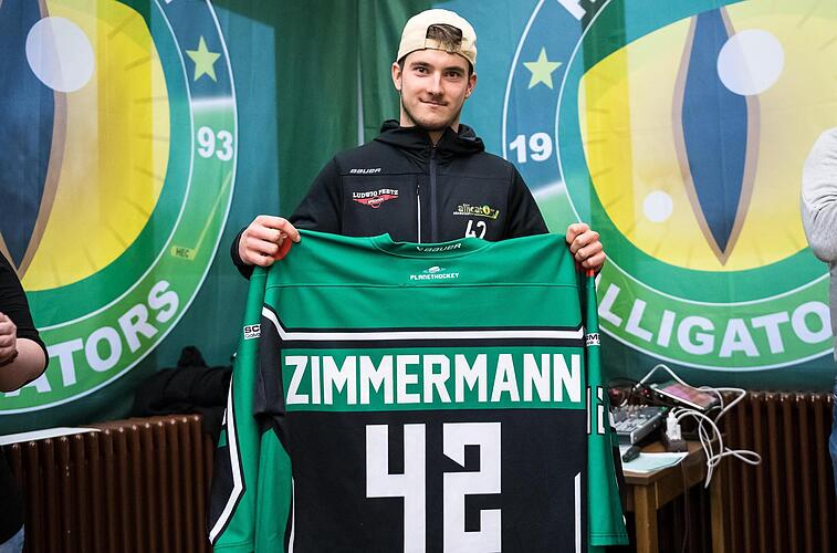 Höchstadter EC: Tim Zimmermann verlängert Vertrag bei Eishockey-Oberligist