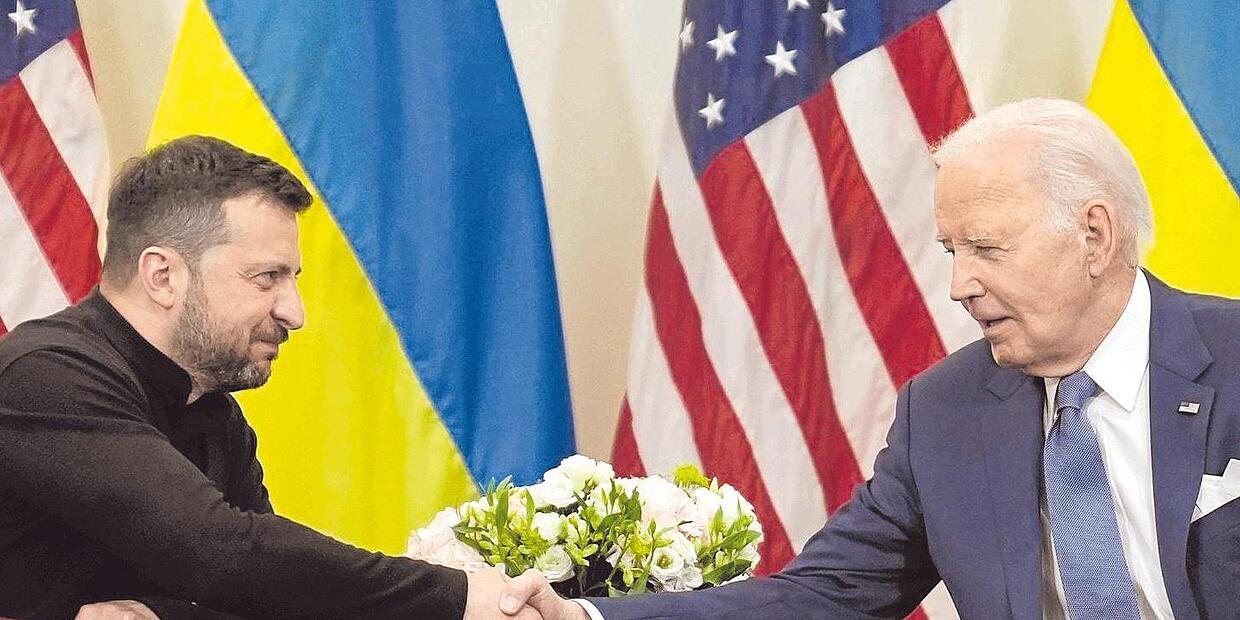 Staatsführer der Welt stellen sich am D-Day-Jubiläum hinter Selenskyj