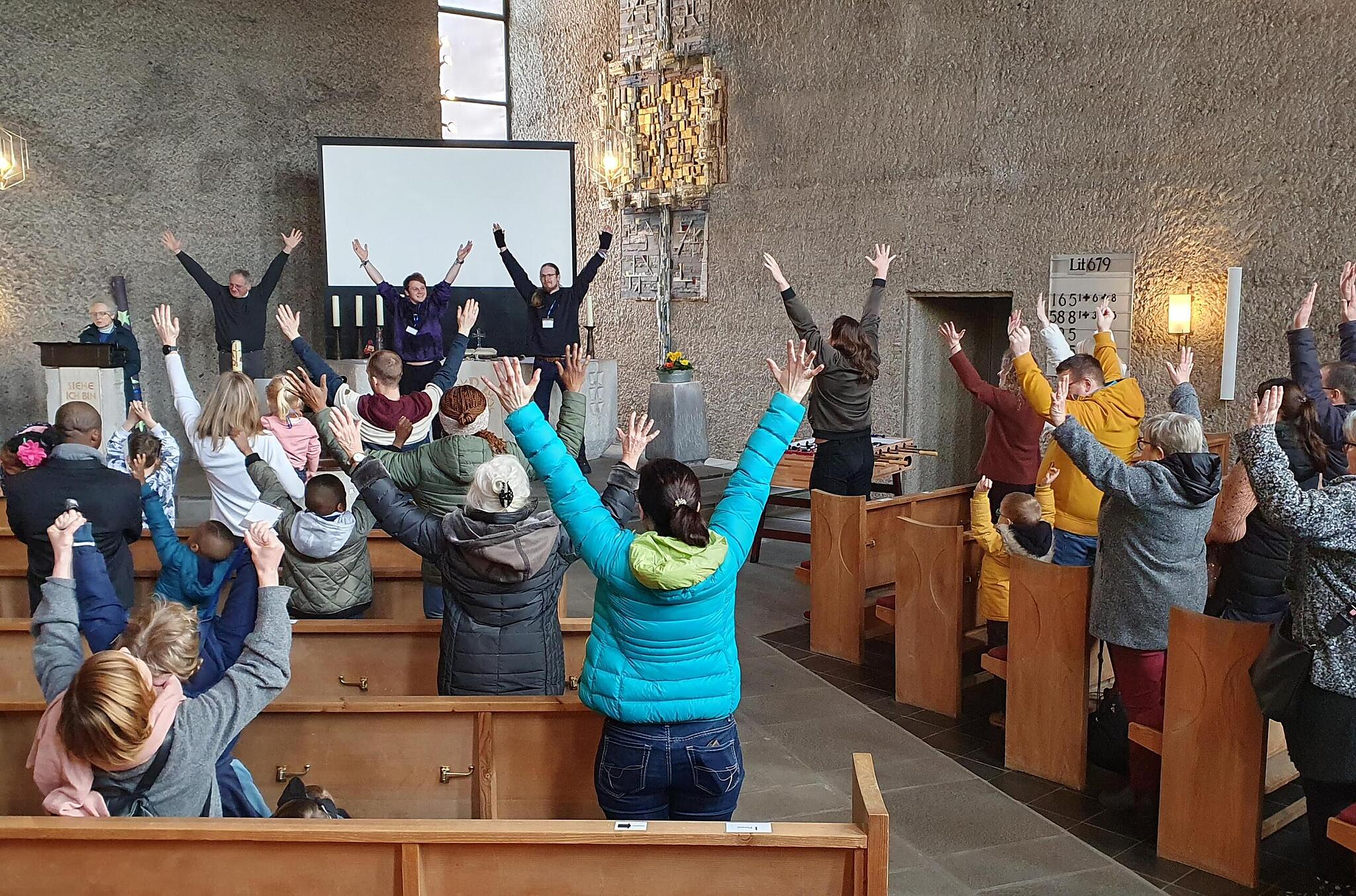Erstmals „Kirche kunterbunt“ der evangelischen Kirchengemeinde in Hammelburg