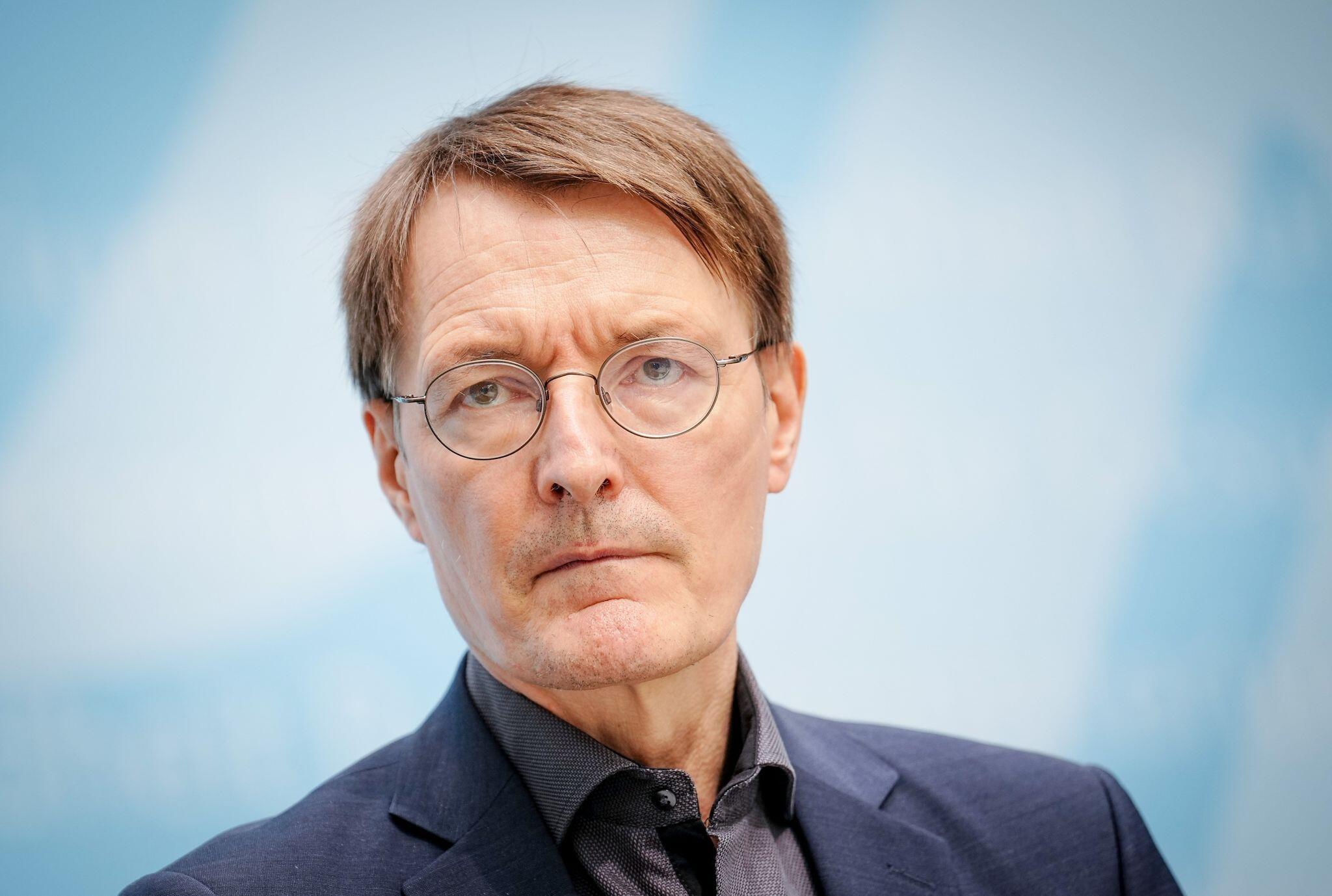 Lauterbach: Manche Corona-Maßnahmen waren «Schwachsinn»