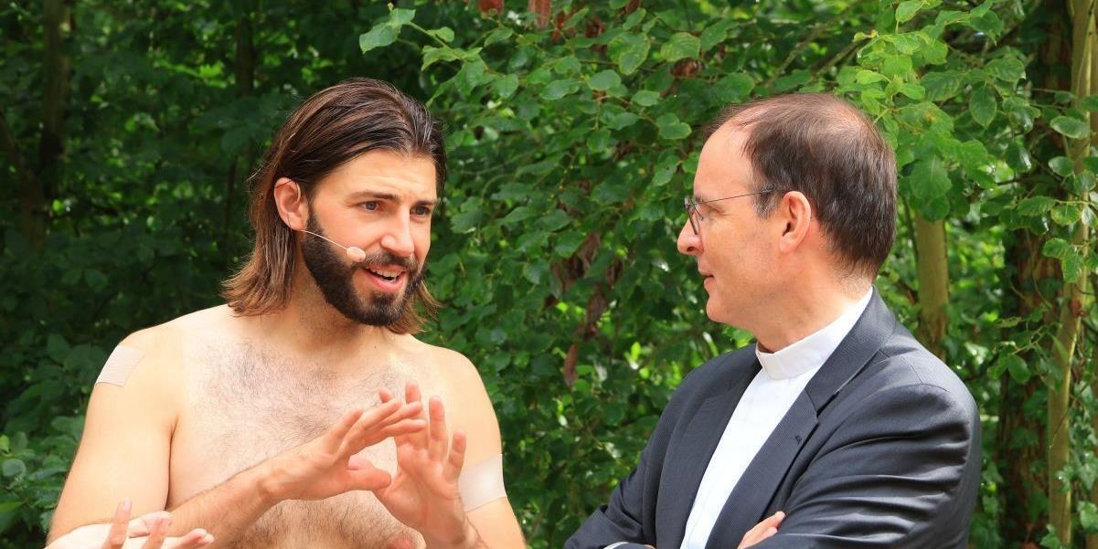 Am Sonntag, 18. August, sind die Sömmersdorfer Passionsspiele 2024 zu ...