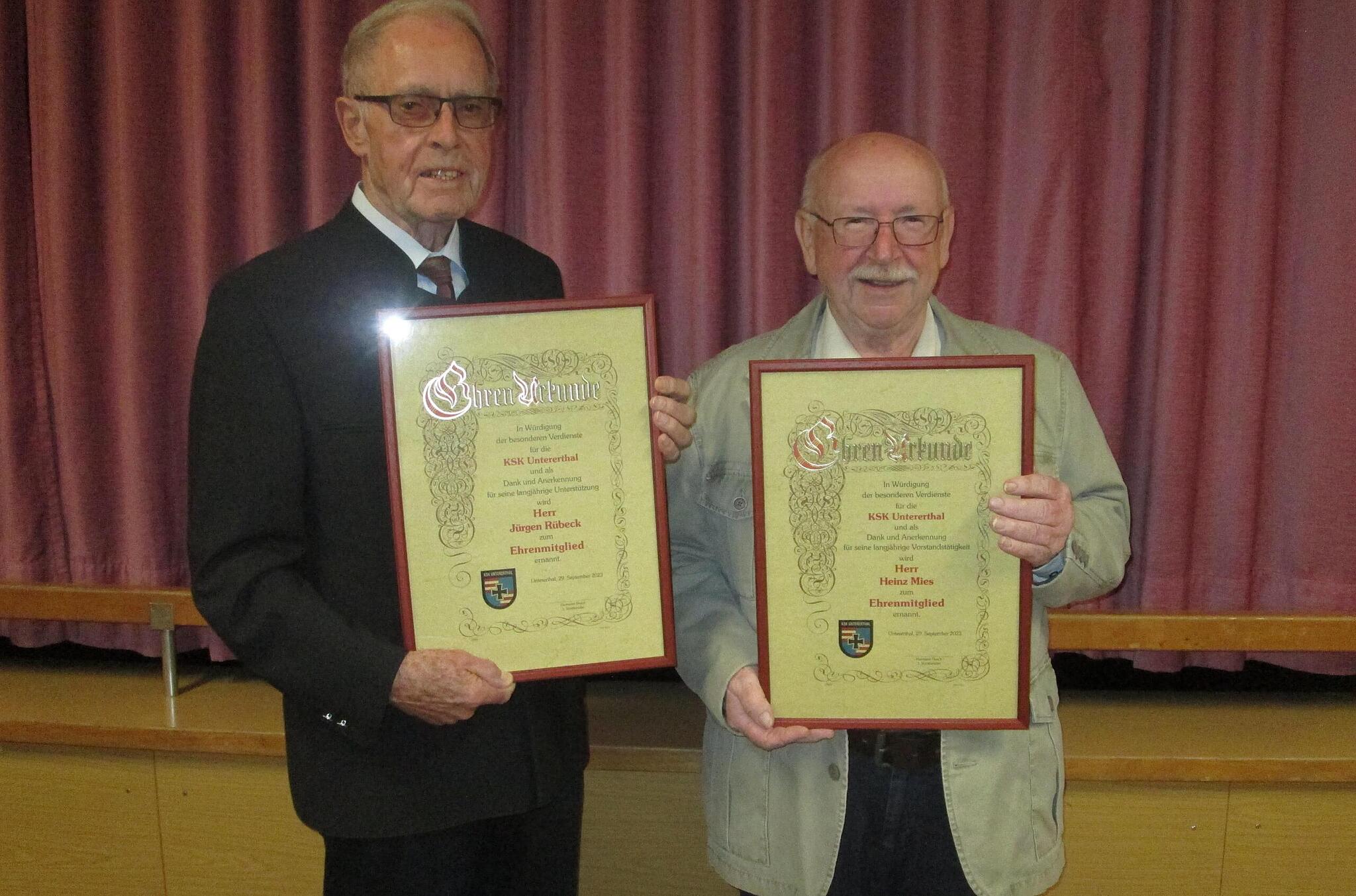 Die Krieger- und Soldatenkameradschaft Untererthal hat doch noch einen neuen Vorstand gefunden ...